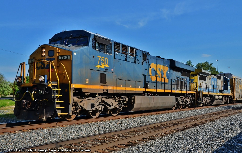 CSX 750